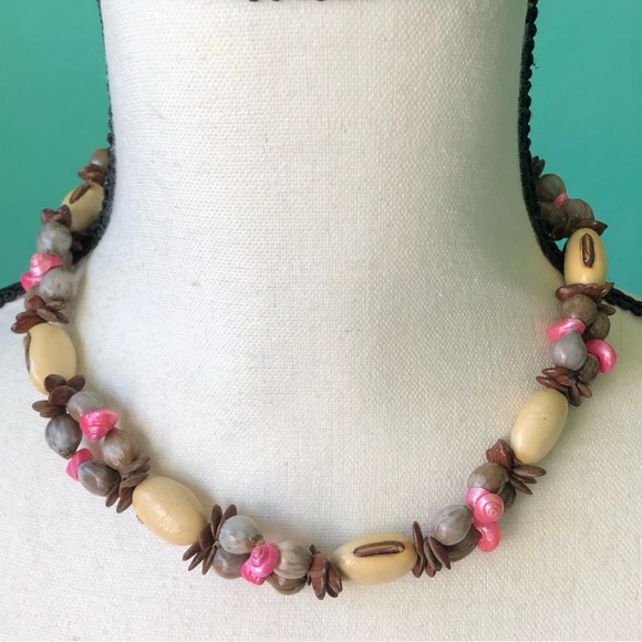 Vintage | Jewelry | Vintage Dyed Pink Trochus Shell Choker Necklace ...